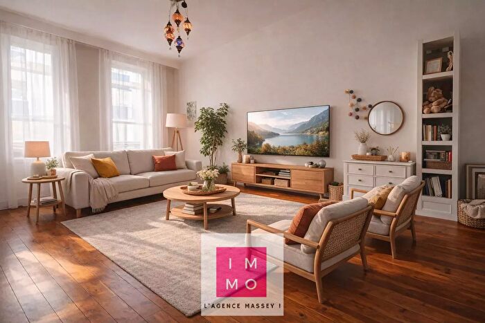 Appartement à vendre - Tarbes, Centre-ville - 4 pièces - 2 chambres