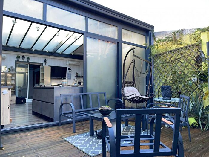 Maison à vendre - Longeville-sur-Mer - 8 pièces - 6 chambres