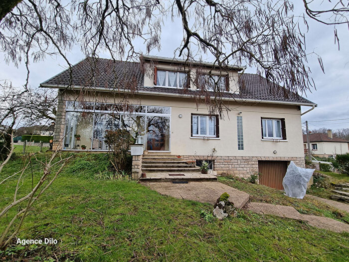 Maison à vendre - Ervy-le-Châtel - 7 pièces - 6 chambres