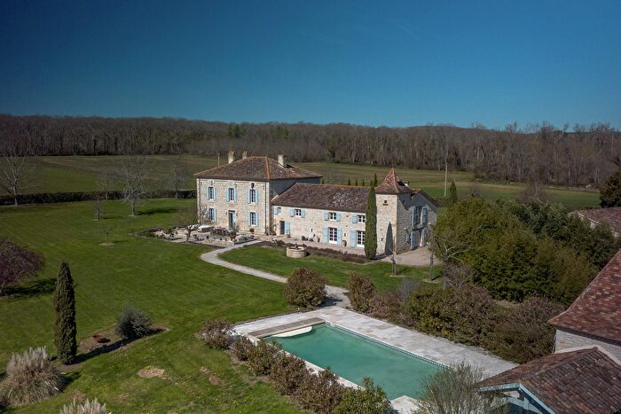 Maison à vendre - Lectoure - 11 pièces - 6 chambres