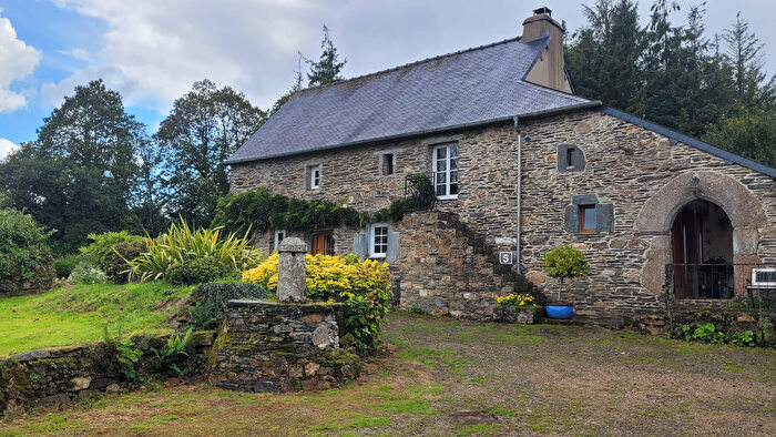 Maison 8 pièces à Saint-Mayeux, à vendre