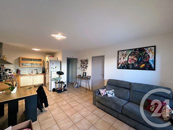 Appartement à louer - Sérézin-du-Rhône - 2 pièces - 1 chambre