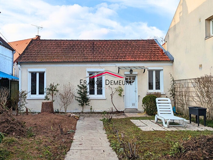 Maison à vendre - Franconville, Vieux Marché - 2 pièces - 1 chambre