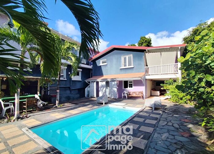 Appartement à vendre - Case-Pilote - 4 pièces - 3 chambres