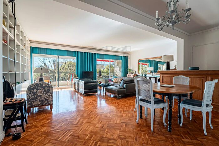 Marseille 8ème, Saint-Giniez : Appartement 4 pièces à vendre