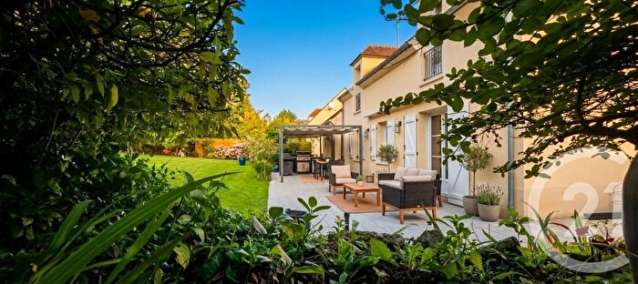 Maison 7 pièces à vendre à Vallangoujard