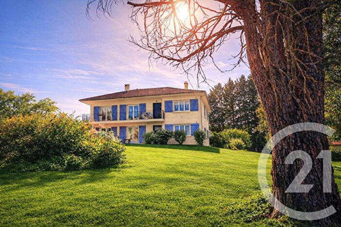 Maison à vendre - Jayat - 8 pièces - 6 chambres