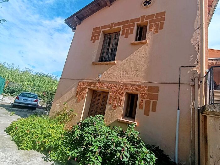 Maison à vendre - Argelès-sur-Mer, Argelès Plage - 10 pièces - 6 chambres