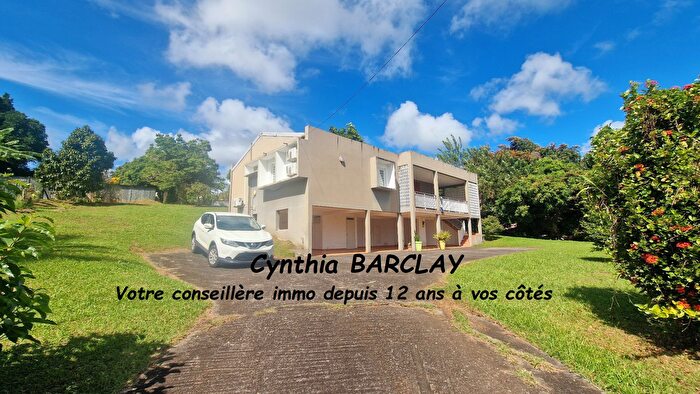 Maison à vendre - Le Lamentin - 5 pièces - 4 chambres