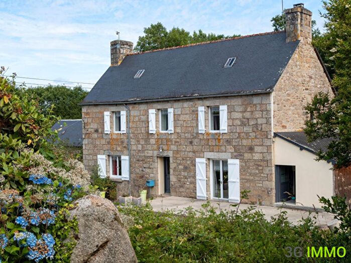 Maison 5 pièces à vendre à Locarn