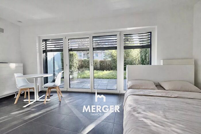 Appartement à louer - Strasbourg, Robertsau - 1 pièce