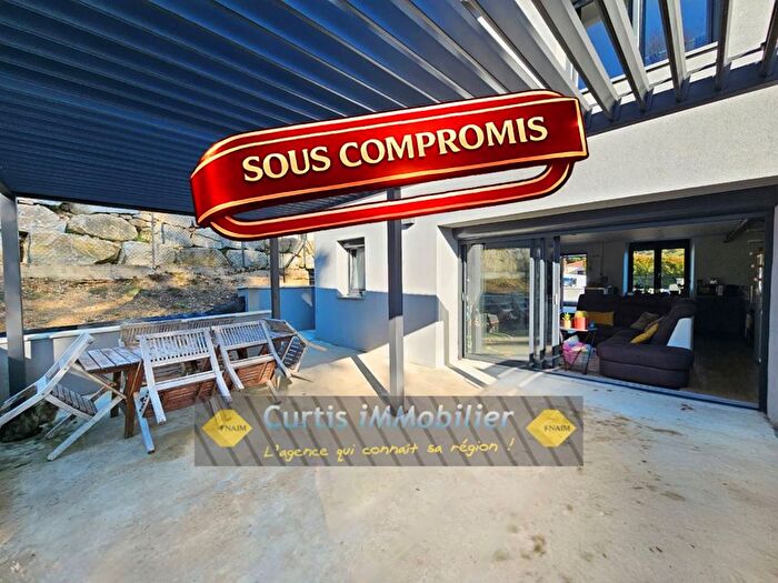 Saint-Just-Malmont : Maison 4 pièces à vendre