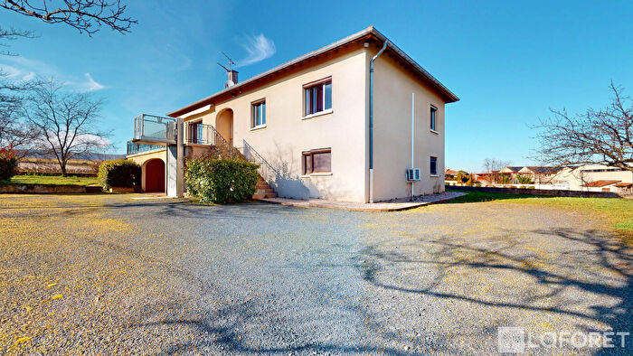 Maison à vendre - Saint-Étienne-des-Oullières - 5 pièces - 2 chambres