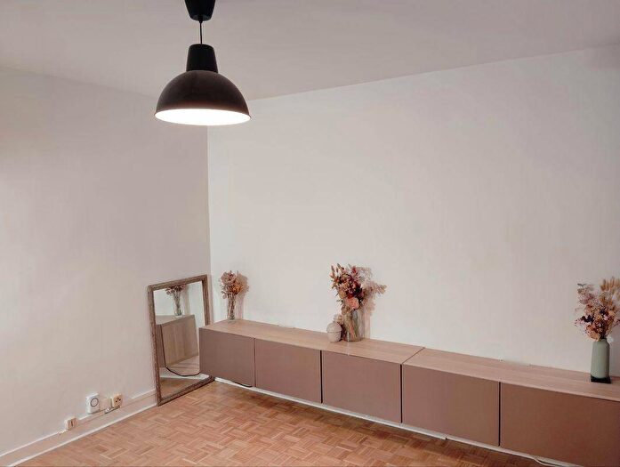 Appartement à louer - Maisons-Alfort - 2 pièces - 1 chambre