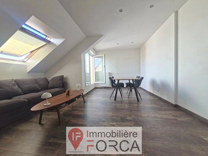 Appartement 4 pièces à vendre - Metz, Devant les Ponts
