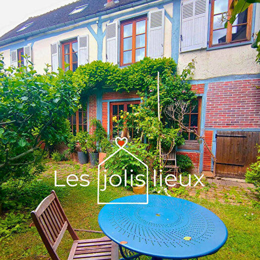 Auxerre, Centre-ville : Maison 9 pièces à vendre