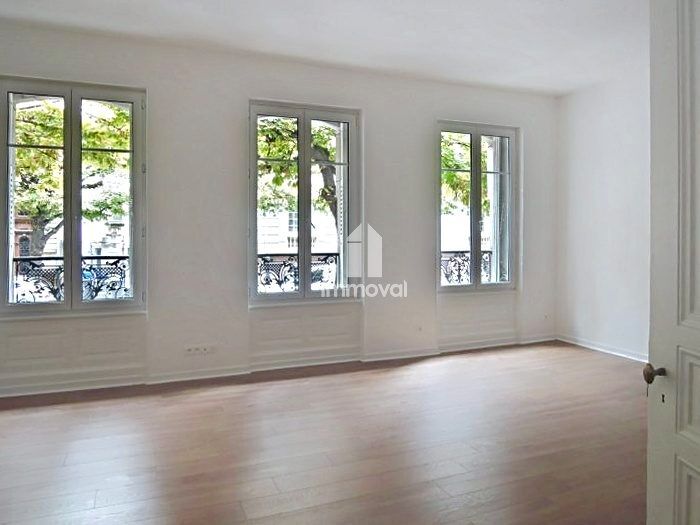 Appartement à louer - Strasbourg, Tribunal, Les Halles, Poincaré - 5 pièces - 4 chambres