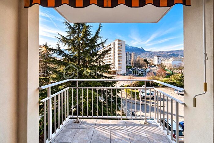 Appartement à vendre - Échirolles, Centre-ville - 3 pièces - 2 chambres