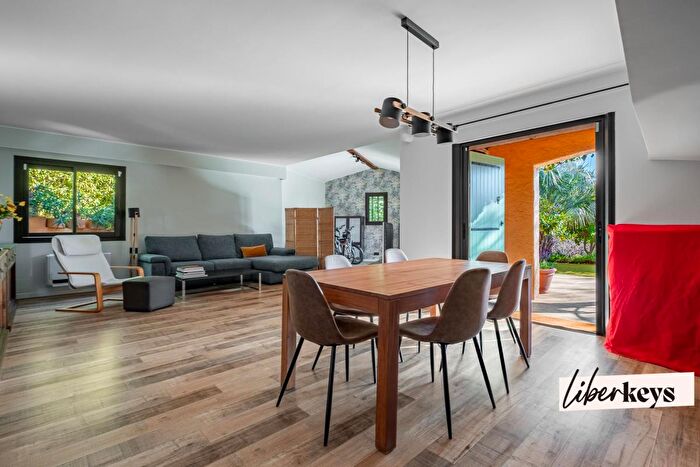 Maison à vendre - Fréjus, La Tour de Mare - 6 pièces - 4 chambres