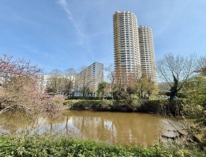 Appartement à vendre - Quartiers Ouest, Bourg lEvesque - 3 pièces - 2 chambres