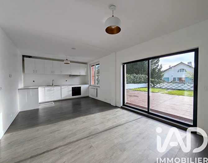 Maison à louer - Clamart, Trivaux, La Garenne - 5 pièces - 4 chambres