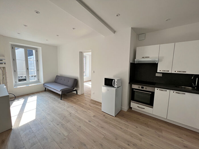 Appartement à louer - Sens, LAmande - 2 pièces - 1 chambre