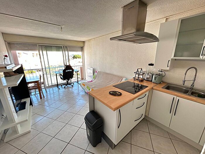 Appartement à louer - Sud, Le Grau-du-Roi - 2 pièces - 1 chambre