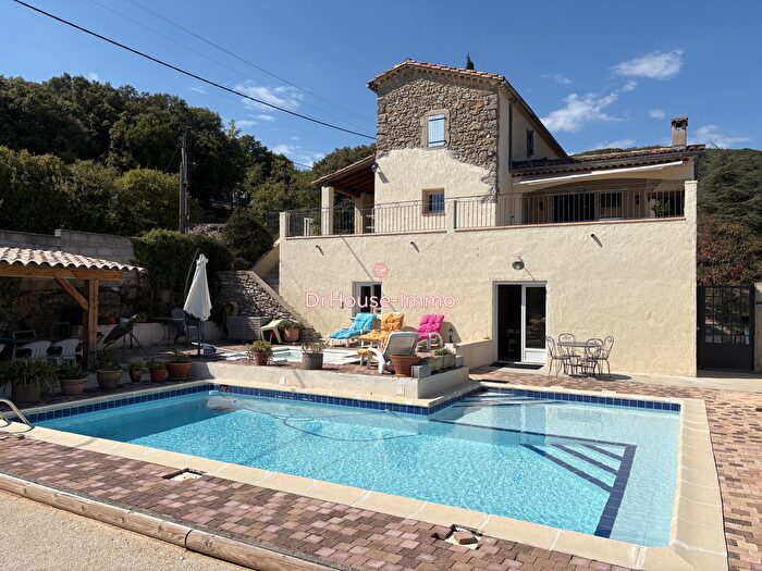 Laval-Pradel - Maison 8 pièces à vendre