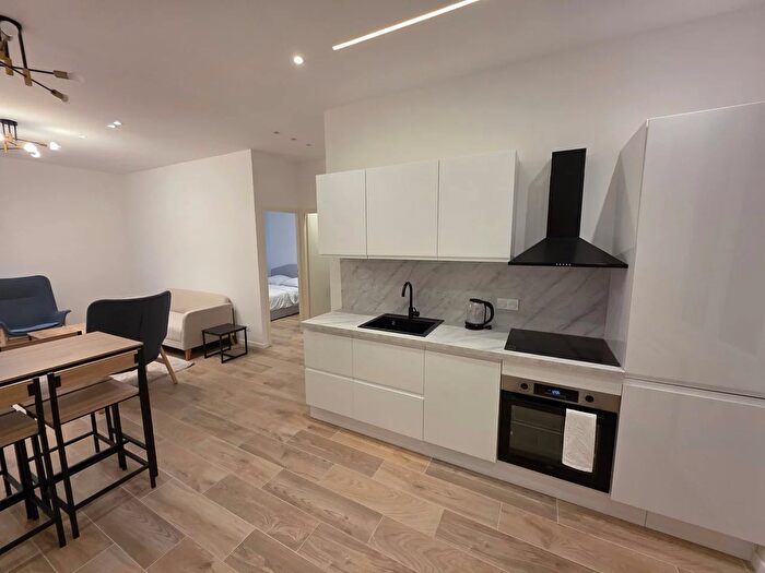 Nice, Vieux Nice : Appartement 3 pièces à vendre