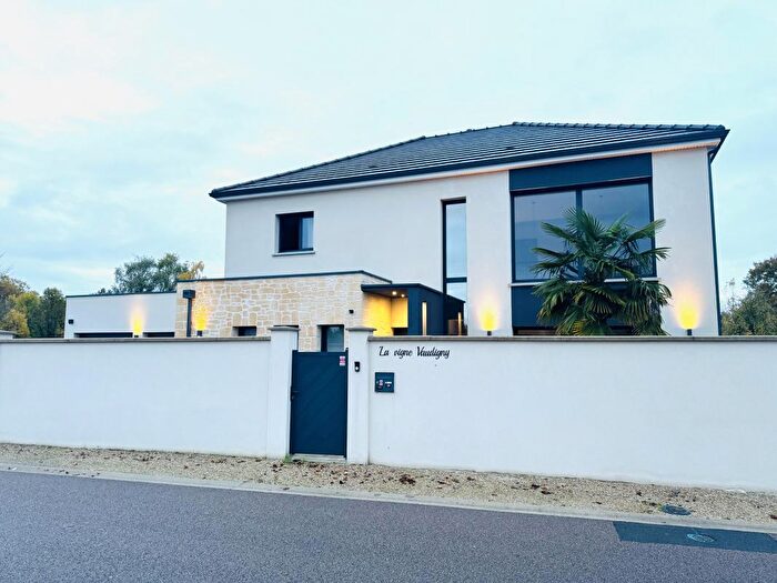 Maison à vendre - Provins, Centre-ville - 9 pièces - 6 chambres