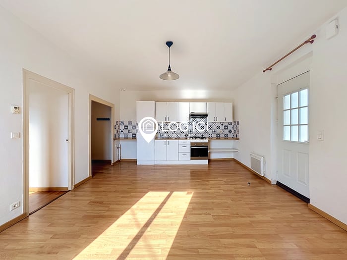 Arrien : Appartement 3 pièces à louer