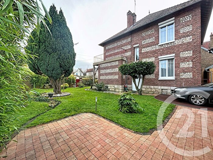 Maison à vendre - Sotteville-lès-Rouen, Centre-ville, Marcel Lods, Victor Hugo - 8 pièces - 5 chambres