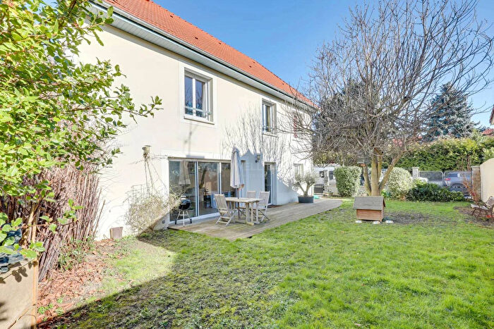 Maison 6 pièces à vendre à Suresnes, Plateau Ouest
