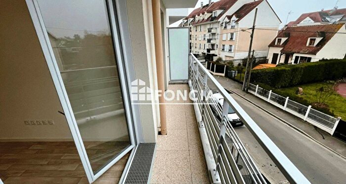 Centre-Entre Deux Gares, Mantes-la-Ville - Appartement 2 pièces à louer