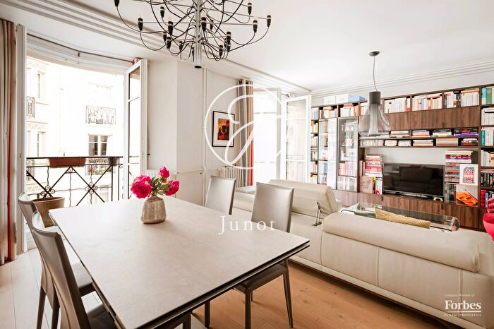 Paris 16ème, Auteuil-Nord, Jasmin, Mirabeau - Appartement 4 pièces à vendre