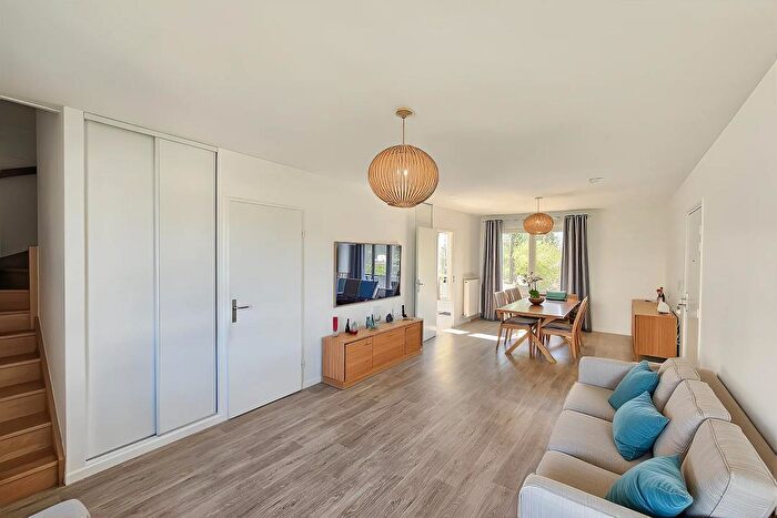 Appartement à vendre - Poissy, La Coudraie - 4 pièces - 3 chambres