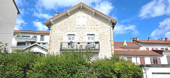 Appartement à vendre - Bellegarde-sur-Valserine - 3 pièces - 2 chambres