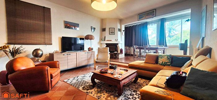 Appartement à vendre - Carcassonne, Cité Médiévale, Barbacane, Trivalle - 4 pièces - 3 chambres