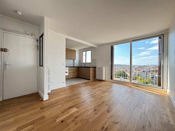 Appartement 2 pièces à Saint-Germain-en-Laye, Centre-ville, Quartiers forestiers, à vendre