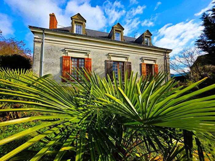 Maison à vendre - Baugé - 6 pièces - 3 chambres