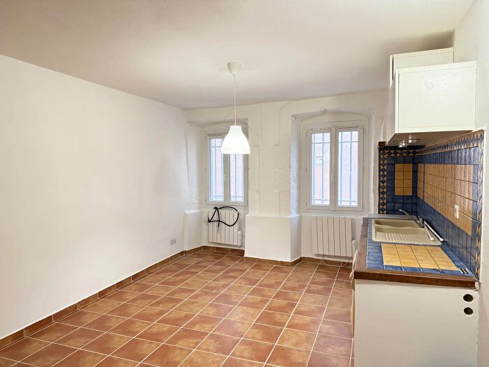 Appartement à vendre - Sainte-Anastasie-sur-Issole - 2 pièces - 1 chambre