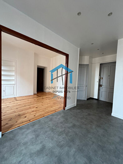 Appartement à louer - Saint-Étienne, Saint-Roch, Vivaraize, Valbenoite, Centre Deux - 3 pièces - 2 chambres