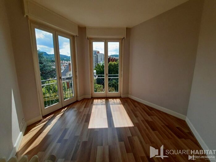 Appartement à louer - Clermont-Ferrand, Jaude, Fontgiève Saint-Alyre - 3 pièces - 2 chambres