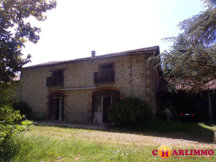 Maison 4 pièces à Saint-Victurnien, à vendre