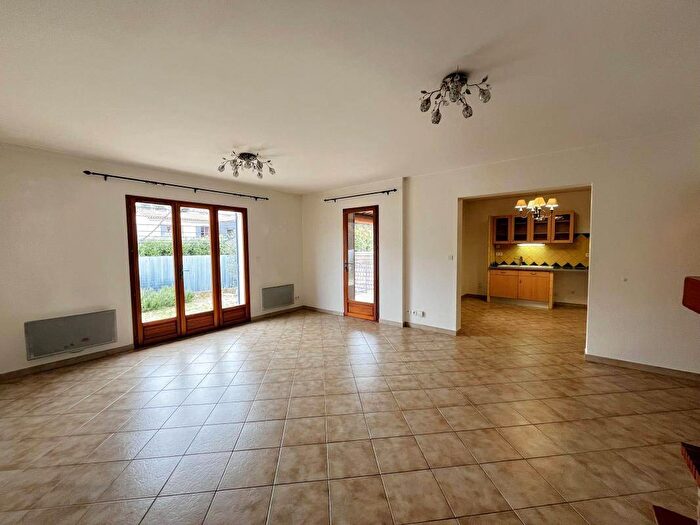 Maison à louer - Seminaire Colombier, Manosque - 4 pièces - 3 chambres