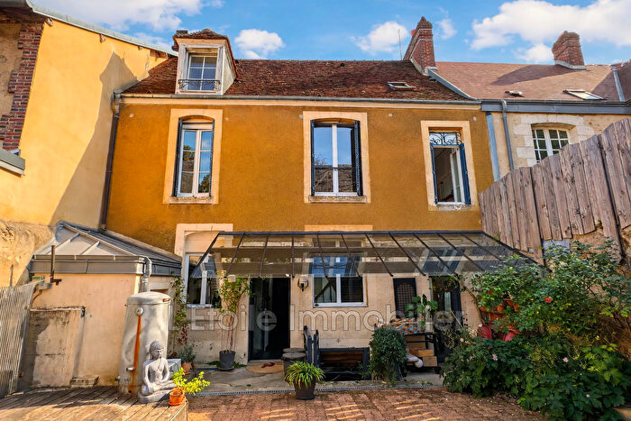 Mortagne-au-Perche : Maison 5 pièces à vendre