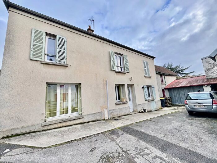 Maison à vendre - Coulommiers - 8 pièces - 5 chambres