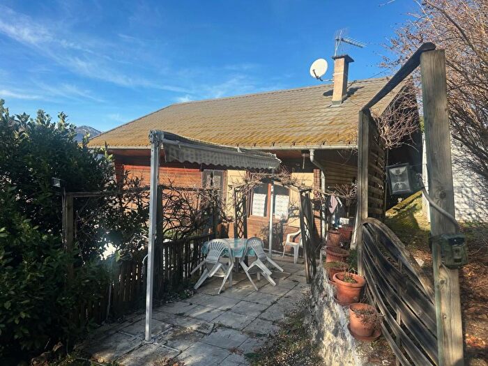 Tarascon-sur-Ariège : Maison 4 pièces à vendre