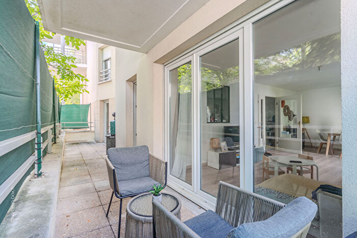 Appartement à vendre - Noisy-le-Grand, Nord - 3 pièces - 2 chambres