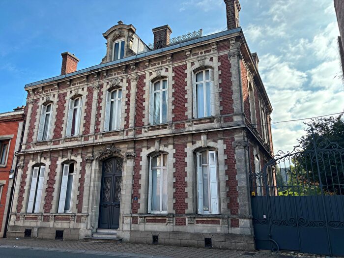Maison à vendre - Le Cateau-Cambrésis - 10 pièces - 7 chambres